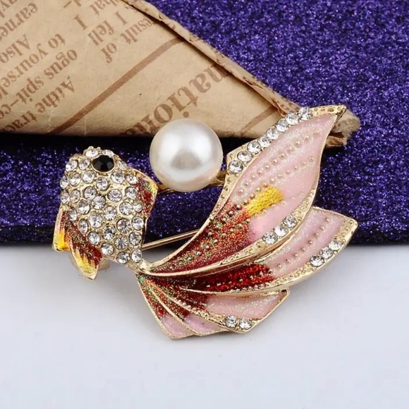 Jewelry | New Elegant Cute Fish Goldfish Large Pearl Brooch | Poshmark